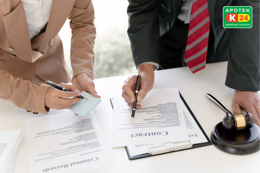 4 Jenis Perizinan Usaha Apotek yang Harus Diketahui